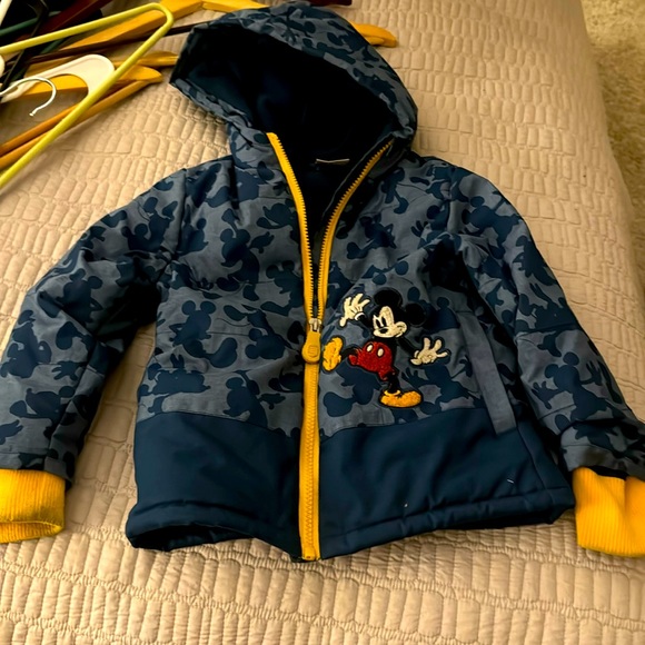 Disney | Jackets & Coats | 34 Disney Mickey Mouse Age 3 Puffer Jacket ...